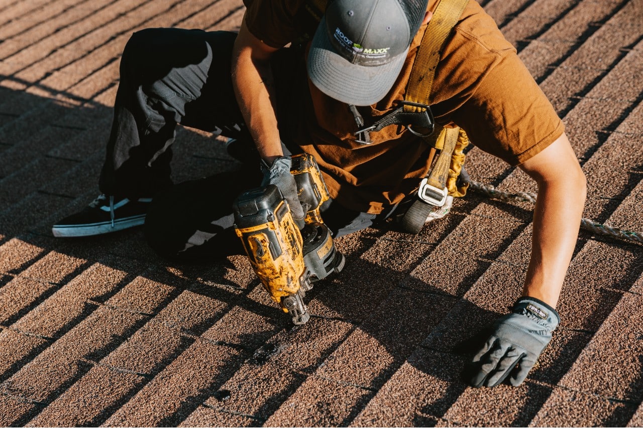 What Season Is Best for Shingle Repair For My Roof? | Roof Maxx