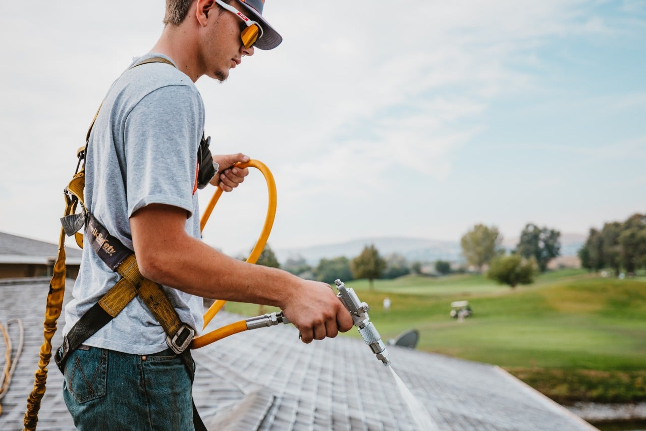 When is the Best Time of Year for Roof Restoration? | Roofmaxx