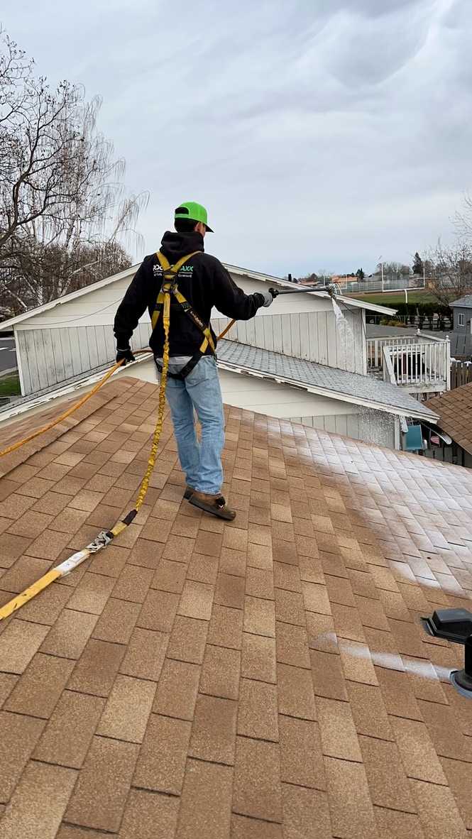 The Benefits of Roof Restoration with Roof Maxx in Tri-Cities
